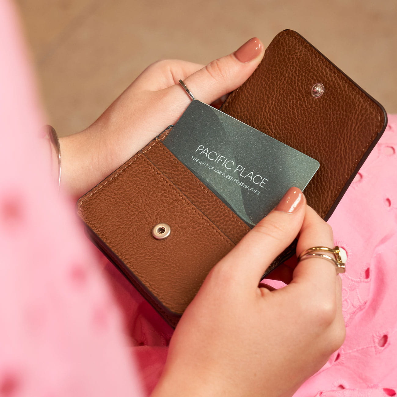 9 Best Gift Cards | The Style Sheet | Pacific Place